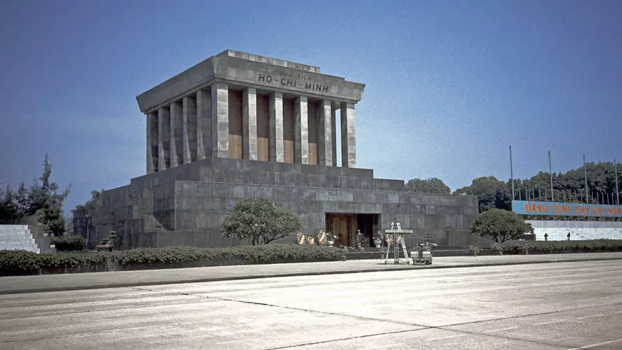 Conas a rinne Mausoleums