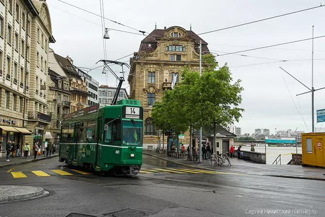 Sur le tram par pays 10160_2