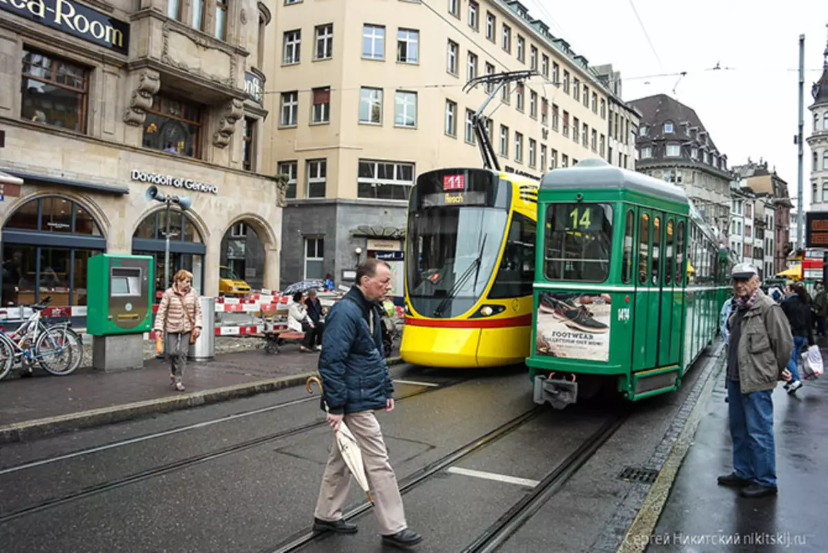 Sur le tram par pays 10160_5