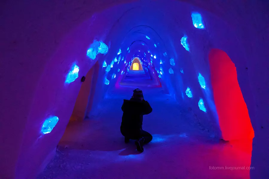 Ziyarci Sarauniyar Sarauniya ko yadda ake shiga Ice Sauna