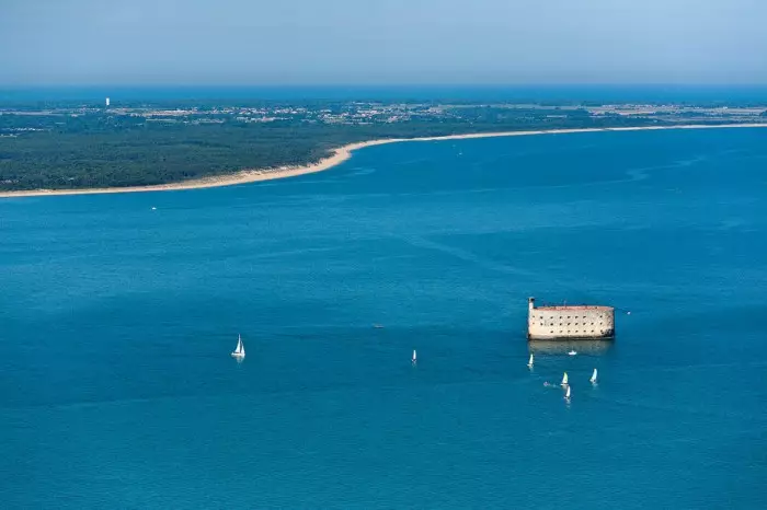 Fort Boyar: Napoleonen sorkuntza handia, telebistako ikuskizunetarako bakarrik erabili zen 10391_4