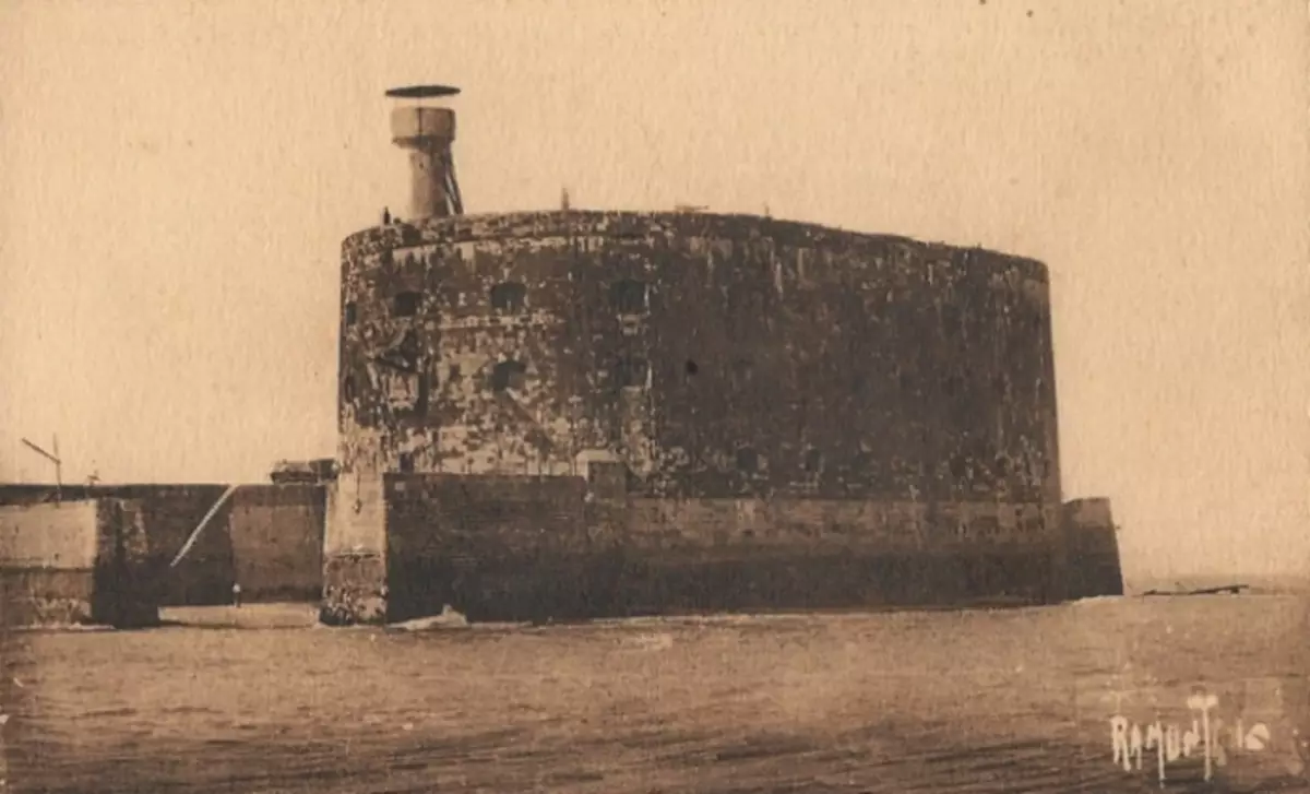 Fort Boyar: Il-Ħolqien il-Kbir ta 'Napuljun, li ntuża biss għal wirja tat-televiżjoni 10391_8