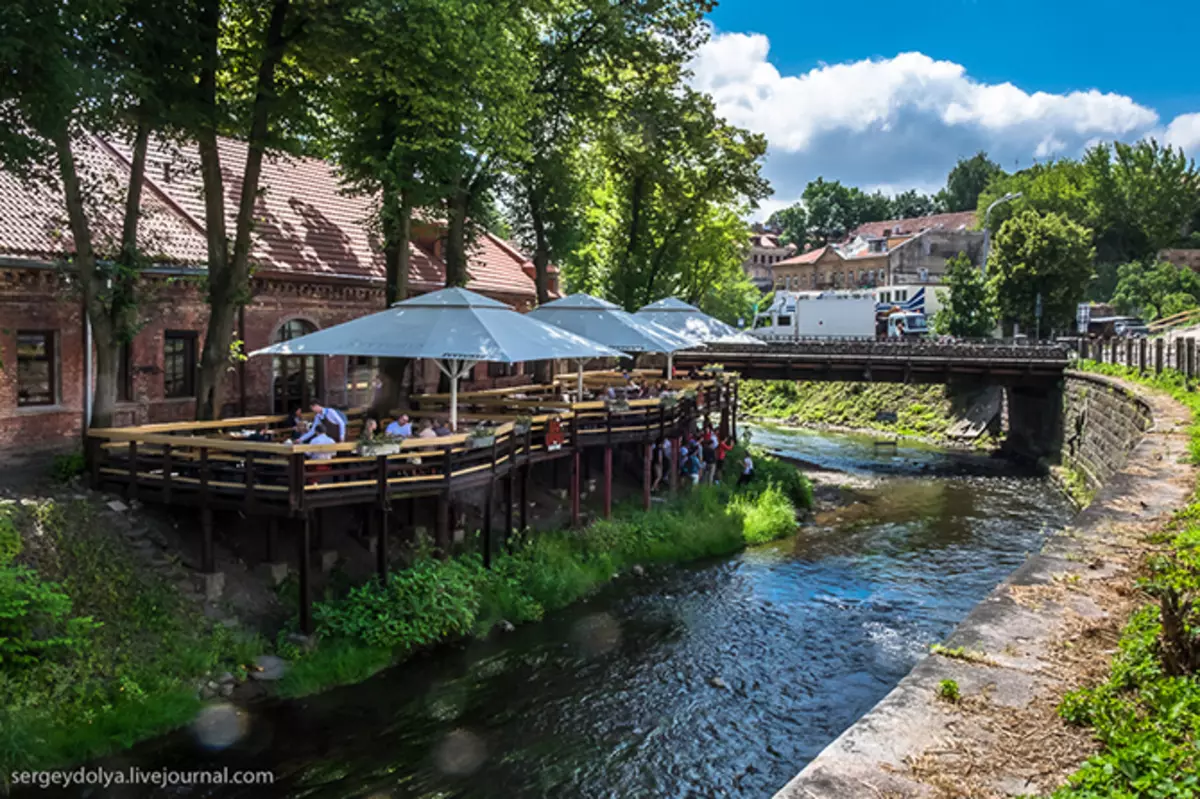 Cammina attraverso Sunny Vilnius