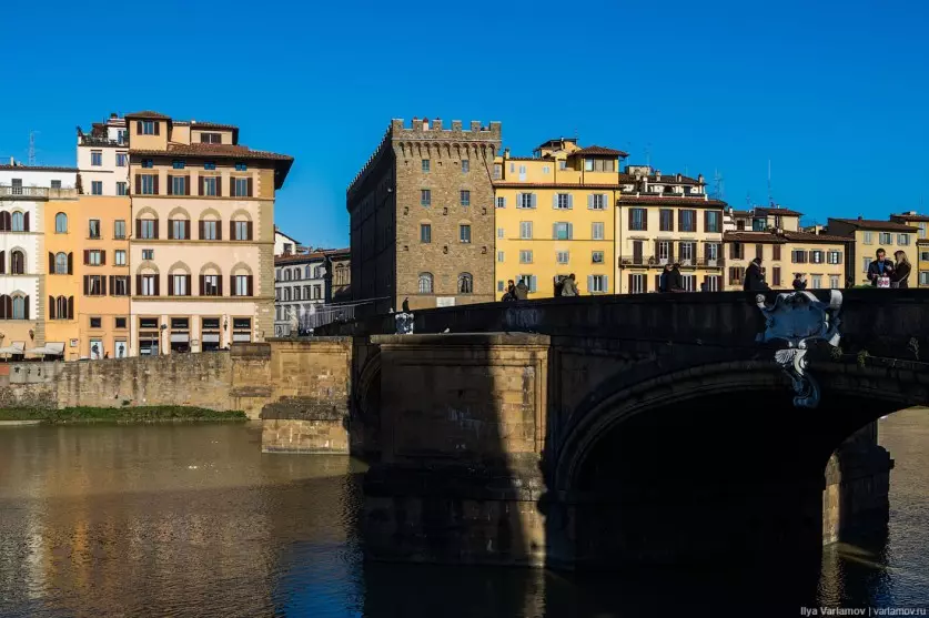 Florence - tempat untuk menggambarkan yang selalu kekurangan kata-kata 10798_14