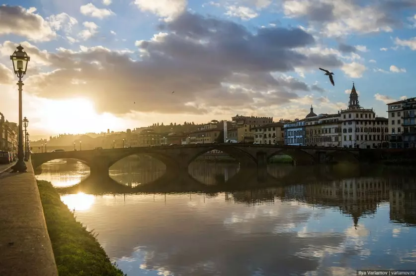 Florence - tempat untuk menggambarkan yang selalu kekurangan kata-kata 10798_20