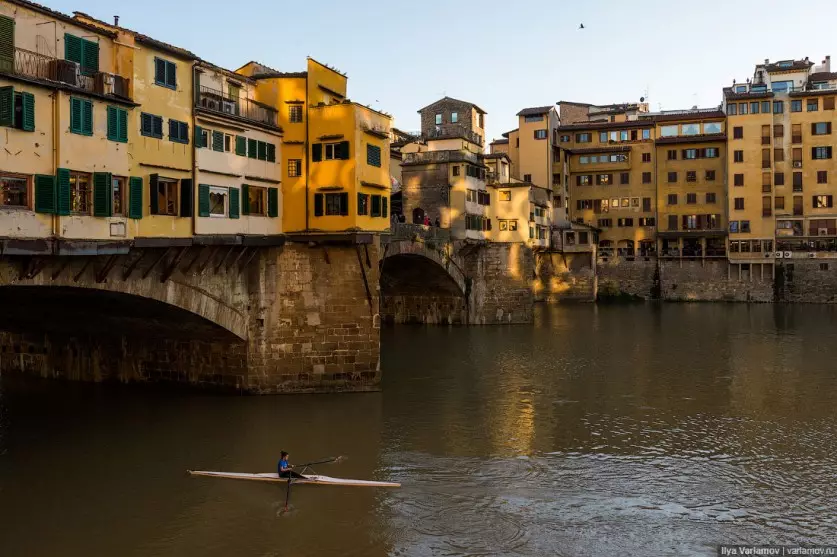 Florence - tempat untuk menggambarkan yang selalu kekurangan kata-kata 10798_6