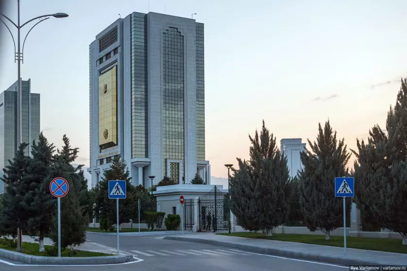 Arkitekturo Ashgabat, Turkmenio 10901_20