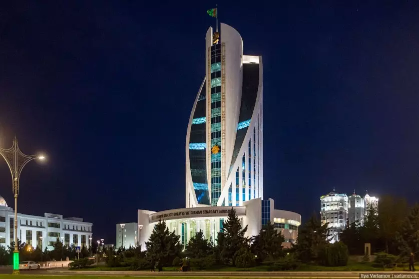 Ashgabat arkitektura, Turkmenistan 10901_6