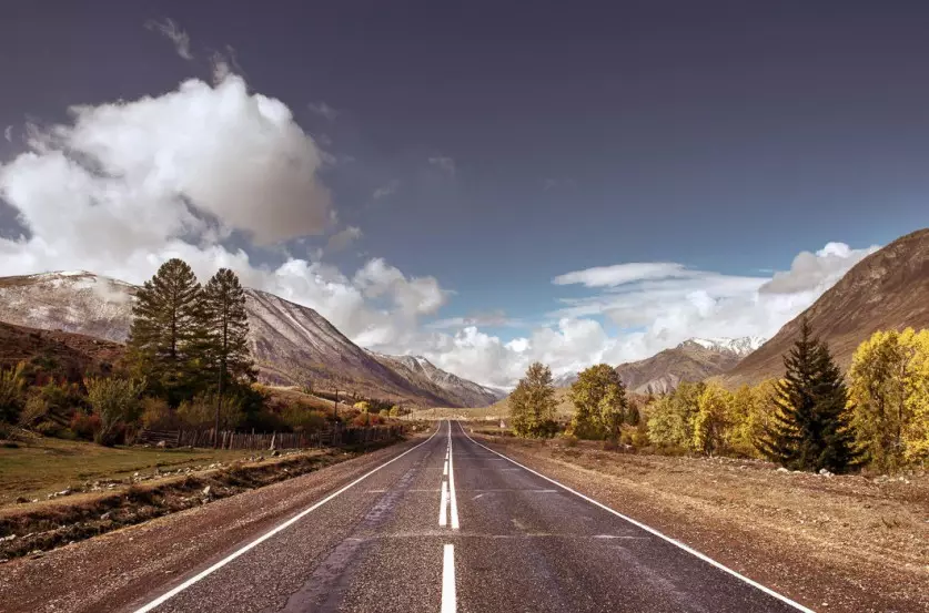 Em quais estradas da Rússia podem desfrutar de belas paisagens 10910_12