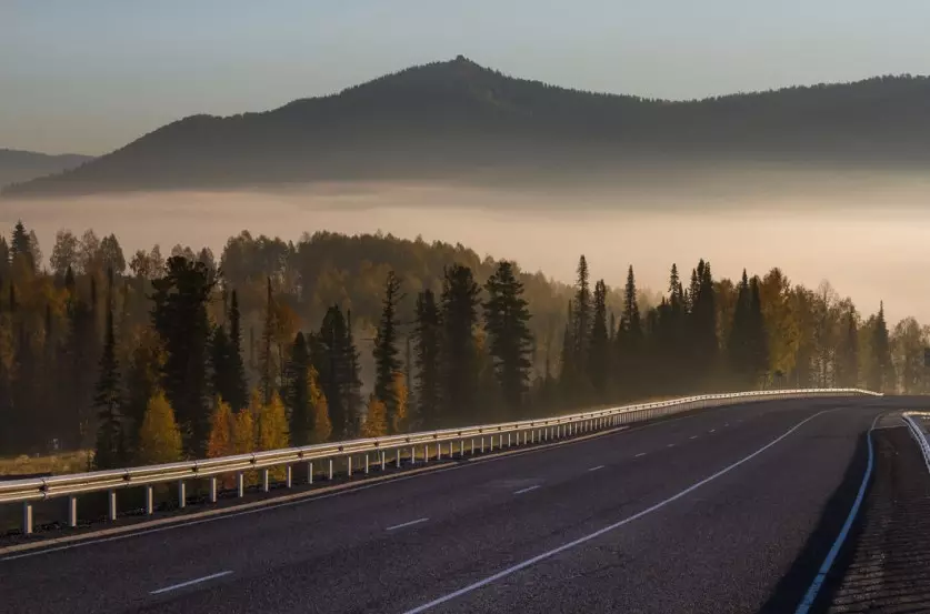 Em quais estradas da Rússia podem desfrutar de belas paisagens 10910_15