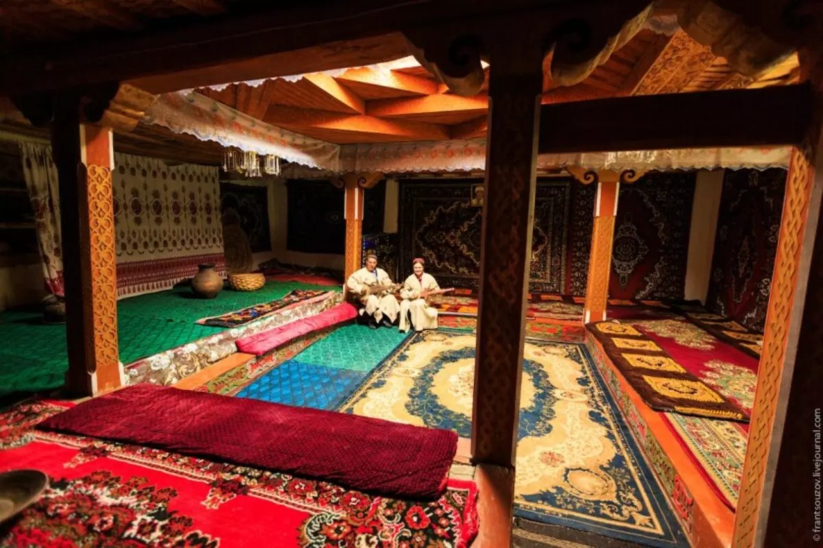 Pamir evi və qədim qalanın xarabalıqları 11182_19