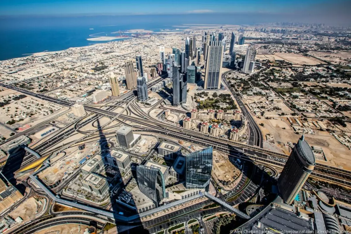 Dubai skyscraper na nakakaapekto sa imahinasyon 11361_29