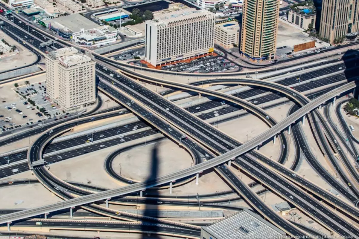 Dubai skyscraper na nakakaapekto sa imahinasyon 11361_35