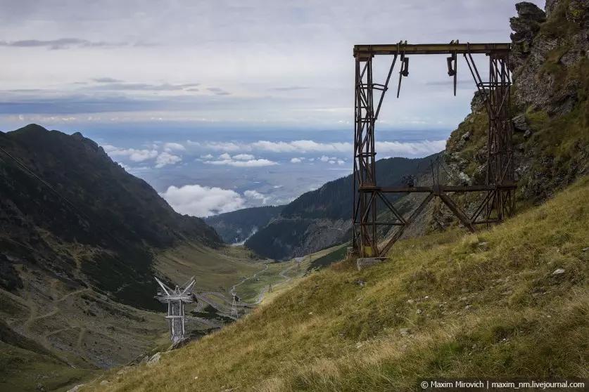 נסיעה מעל הכביש ההר transfagaras 11377_28