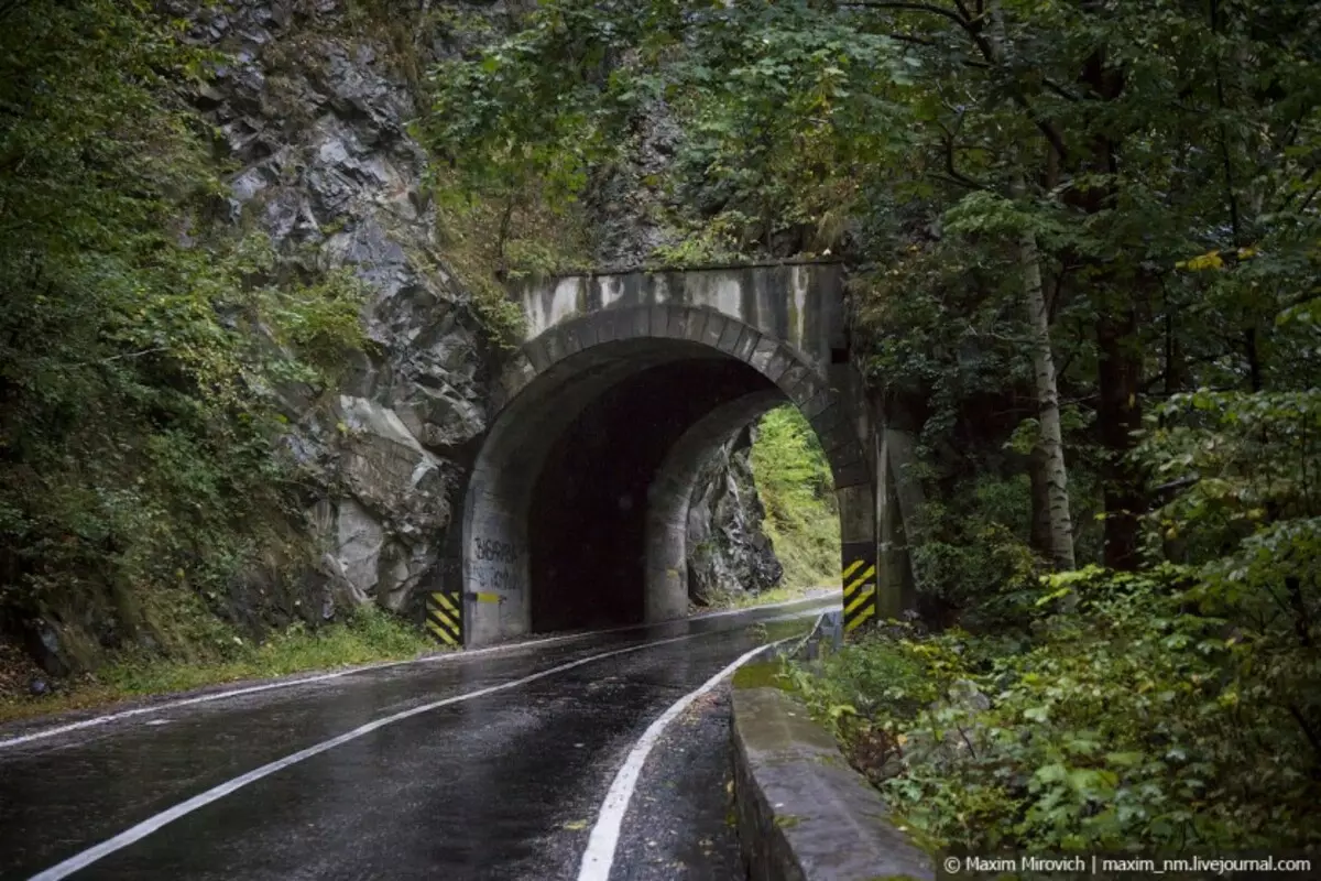 נסיעה מעל הכביש ההר transfagaras 11377_3