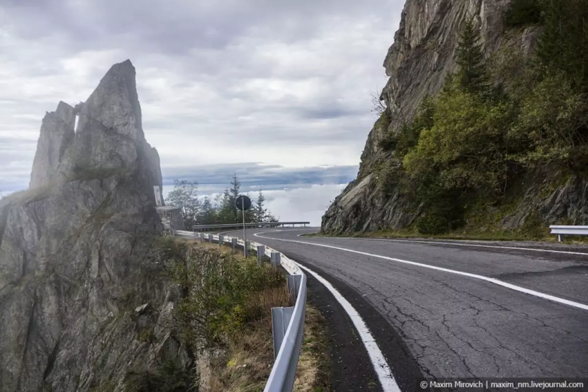 Ferðast yfir Mountain Road Transfagaras 11377_30