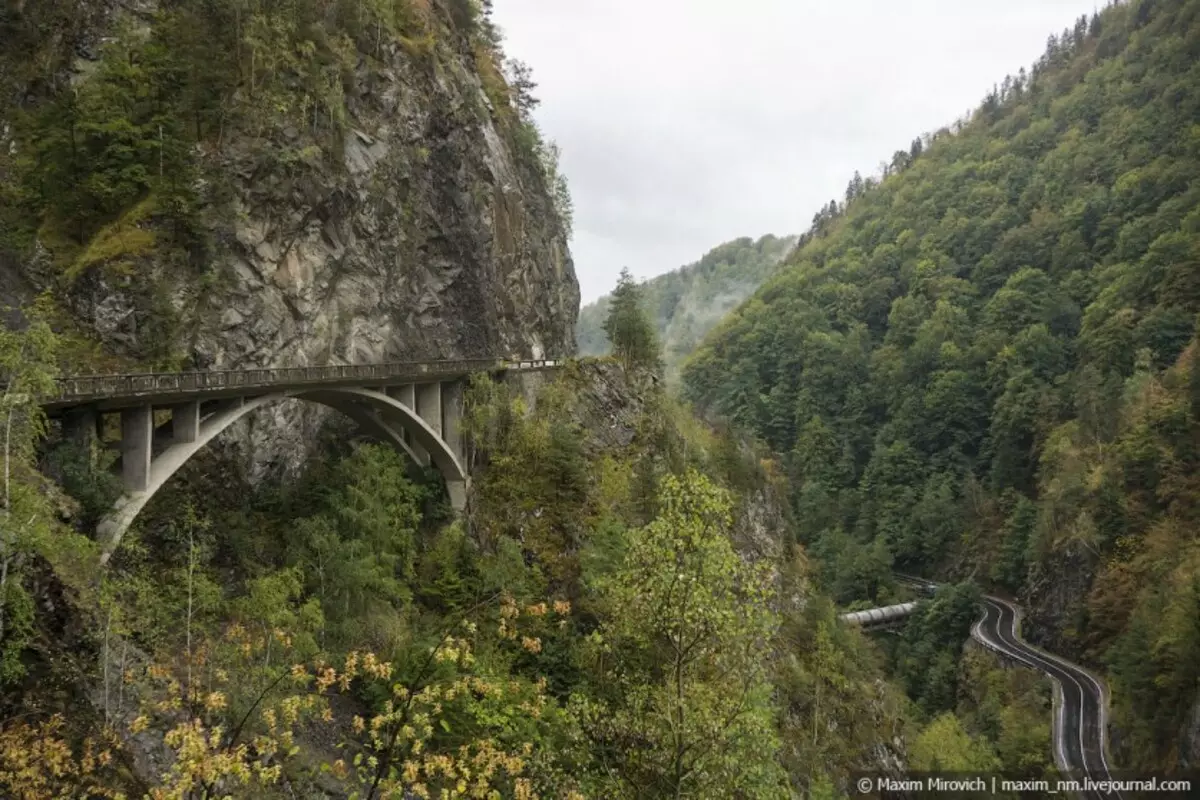 Ferðast yfir Mountain Road Transfagaras 11377_5