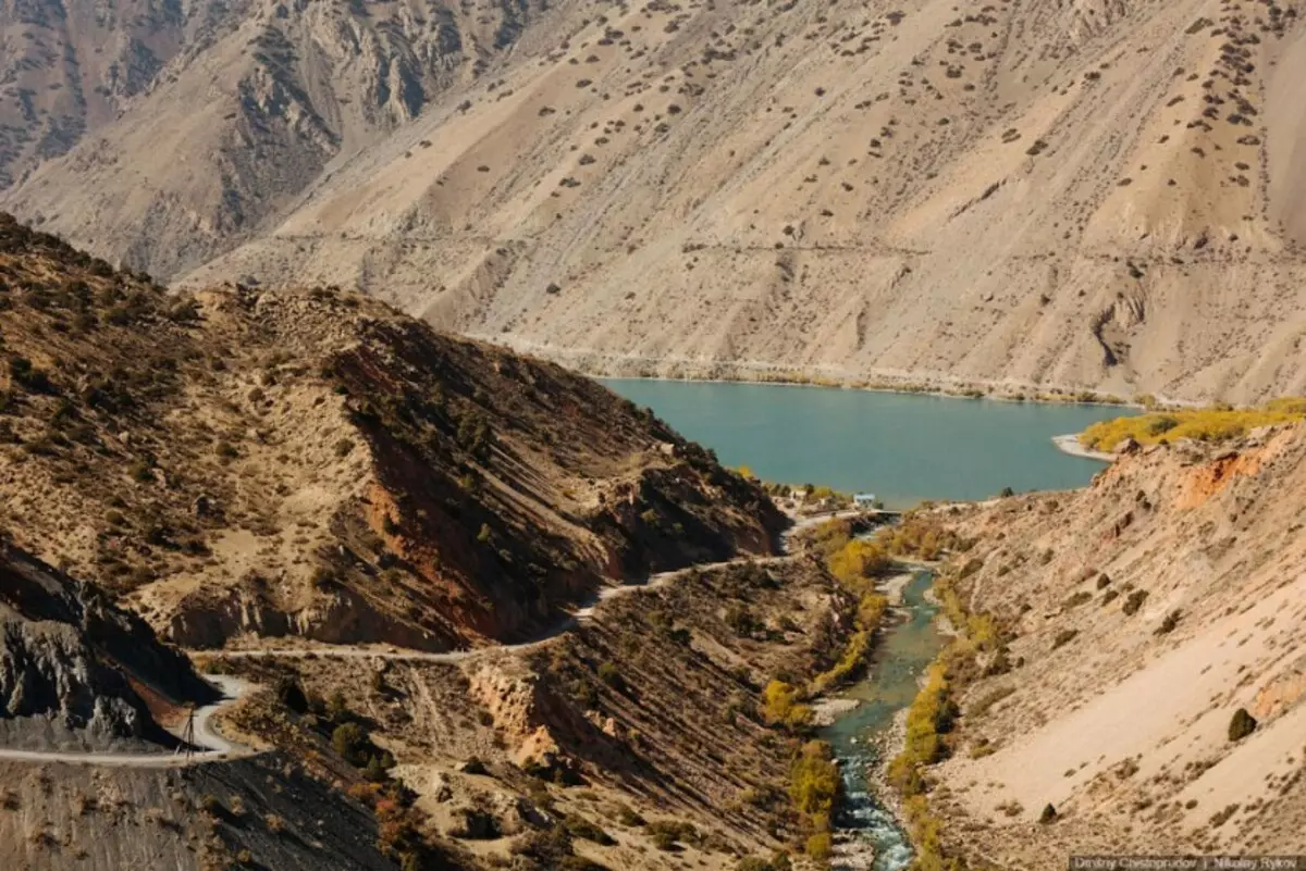 Tajikistan. Fitsangatsanganana amin'ny Tendrombohitra Ankizy 11378_28