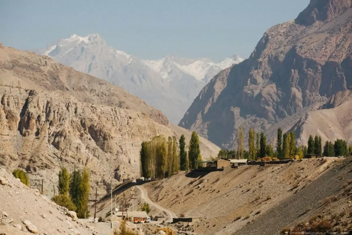 Tajikistan. Fitsangatsanganana amin'ny Tendrombohitra Ankizy 11378_33