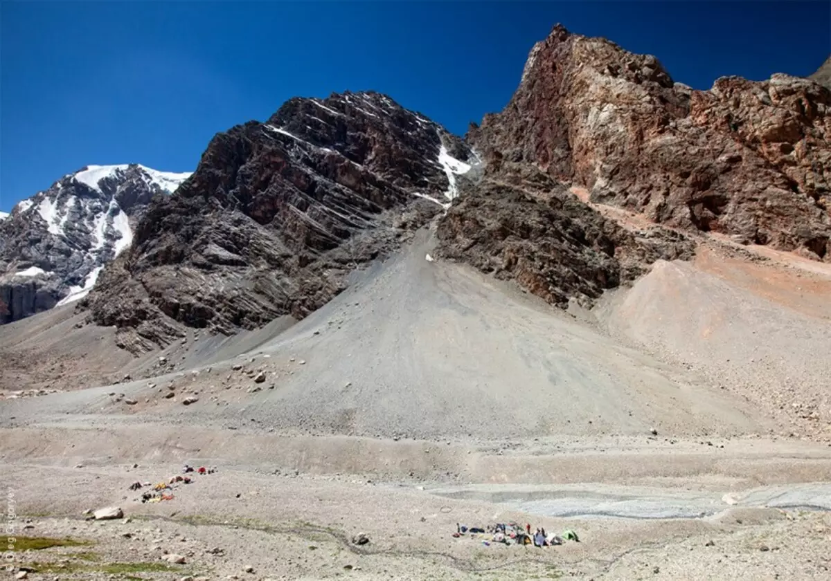 Tajikistan. Fitsangatsanganana amin'ny Tendrombohitra Ankizy 11378_41