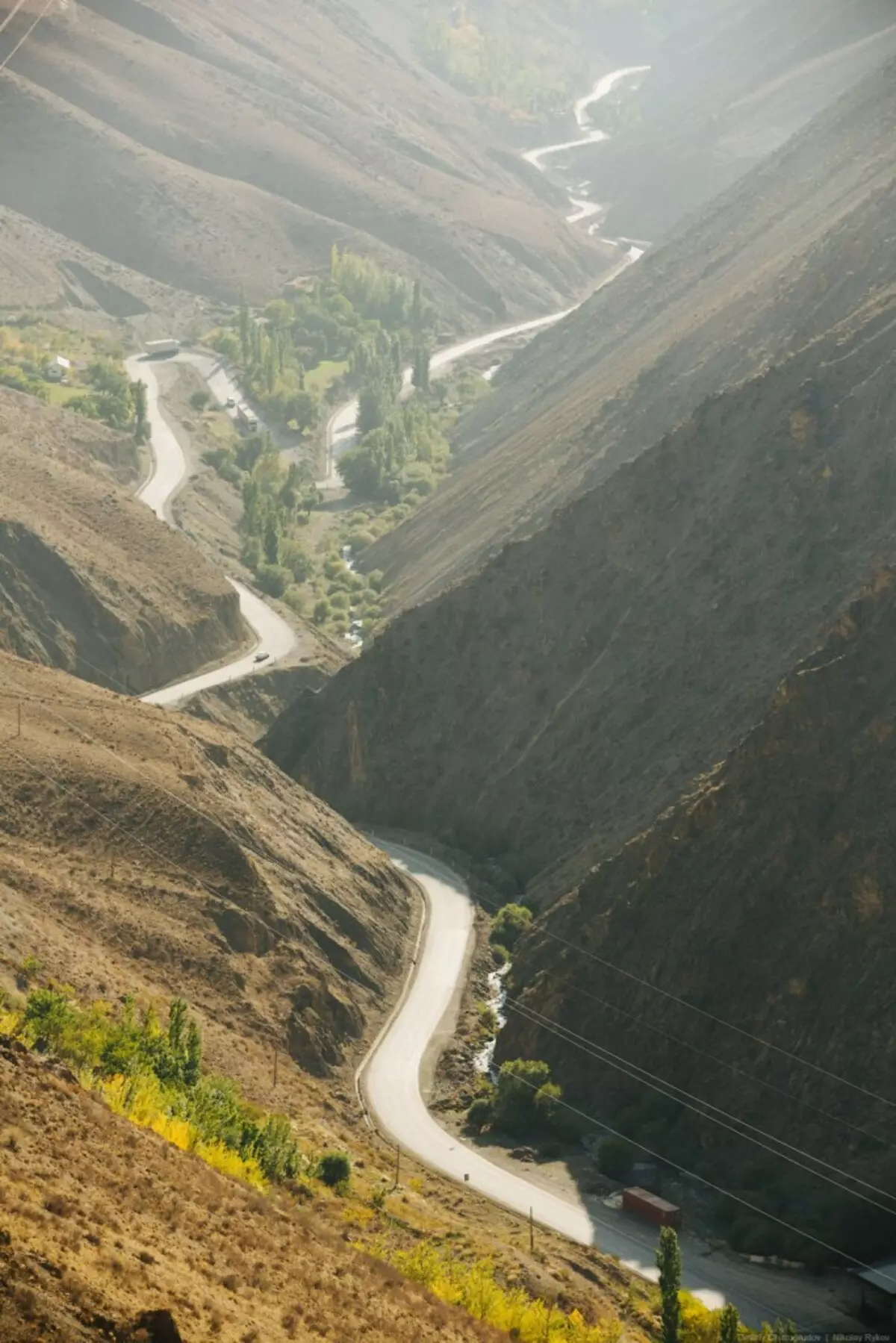 Tajikistan. Fitsangatsanganana amin'ny Tendrombohitra Ankizy 11378_8