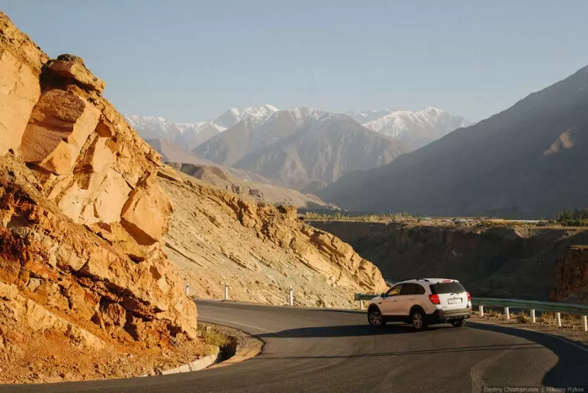 Tajikistan. Fitsangatsanganana amin'ny Tendrombohitra Ankizy 11378_9