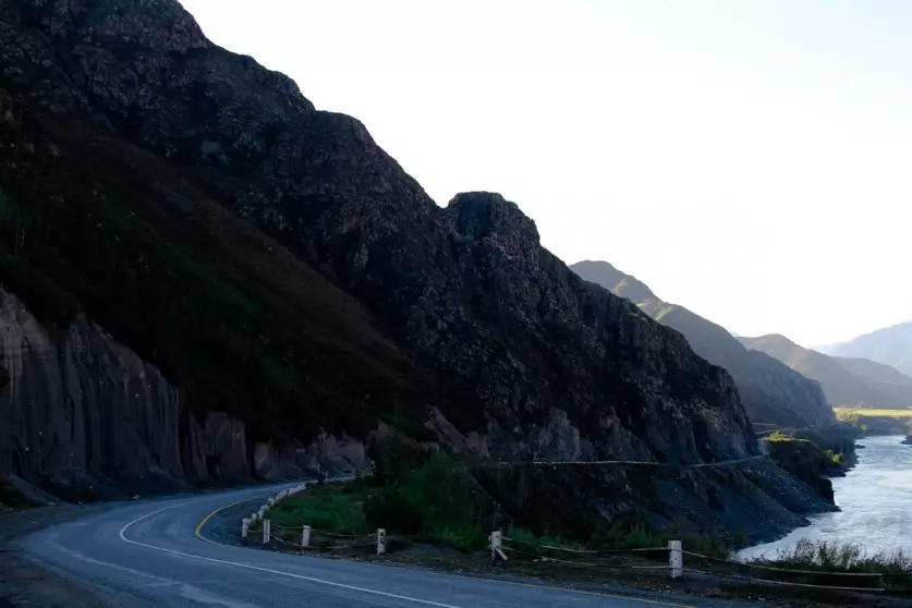 Kamangha-manghang mga landscape ng Altai. 11413_11