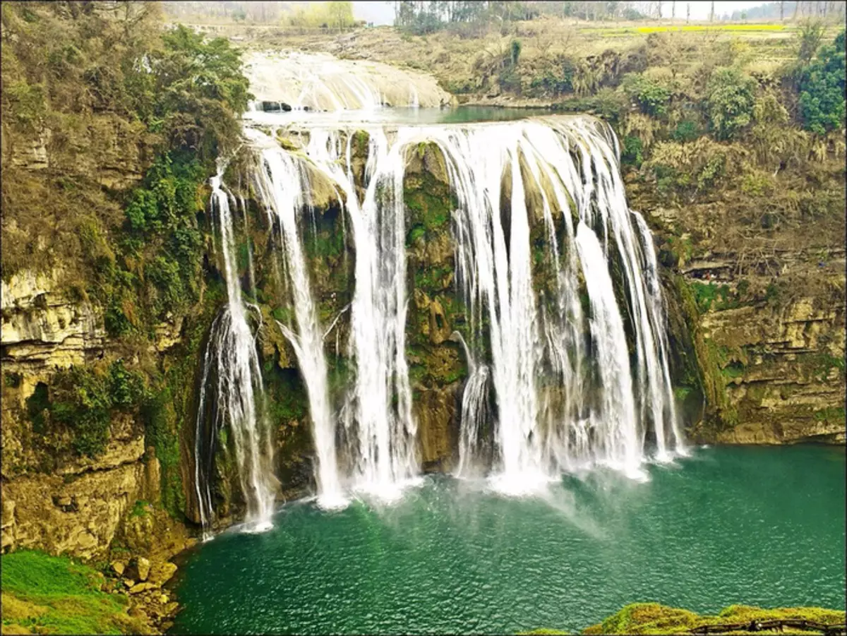 Majestic foss Huangoshu. 11432_16