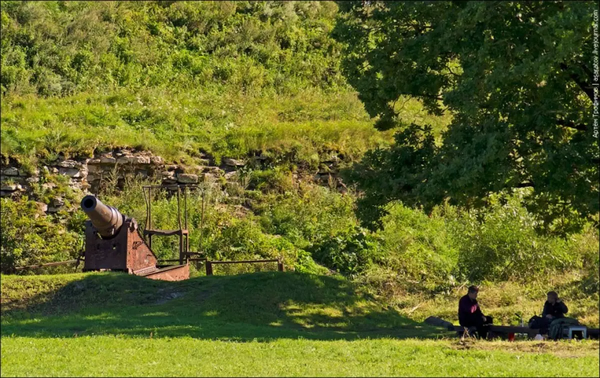 IvangorOdskaya Fortress - Tsangambato ny tantaran'ny taonjato faha-15 11566_11