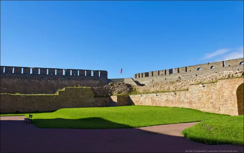 Ivangolodskaya Fortress - Monument yenhoroondo yezana ramakore rechi15 11566_18