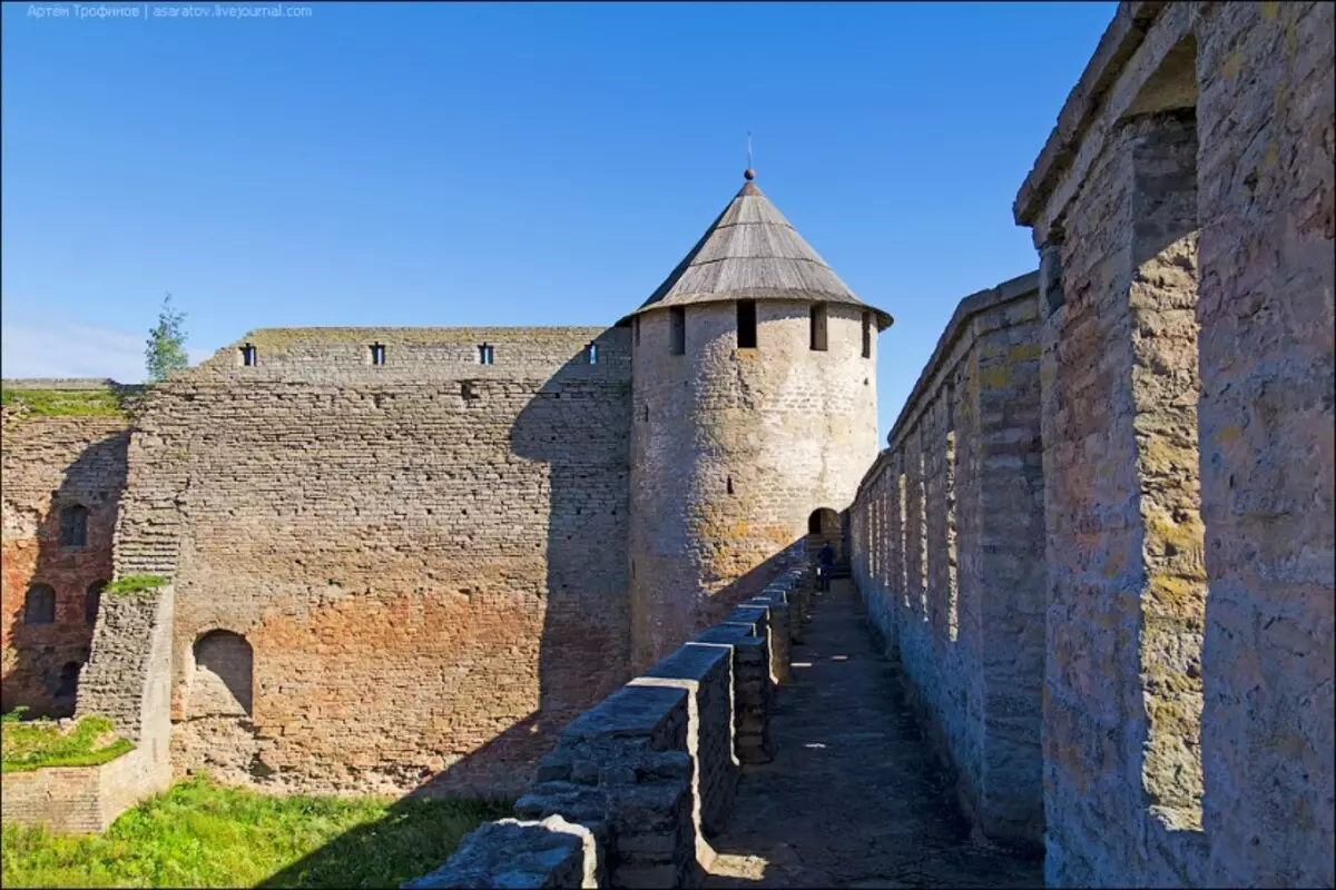 Ivangolodskaya Fortress - Monument yenhoroondo yezana ramakore rechi15 11566_8