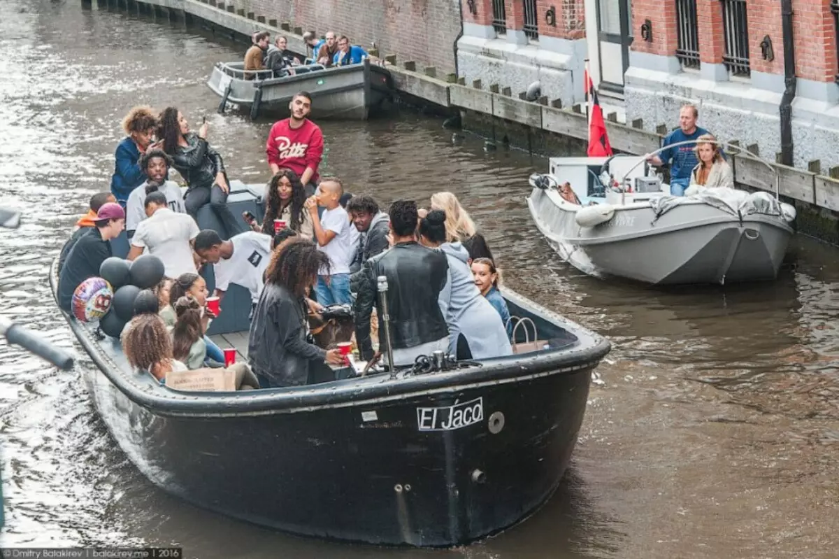 Amsterdam oo aan lahayn Cliché iyo fikradaha qaldan 11615_12