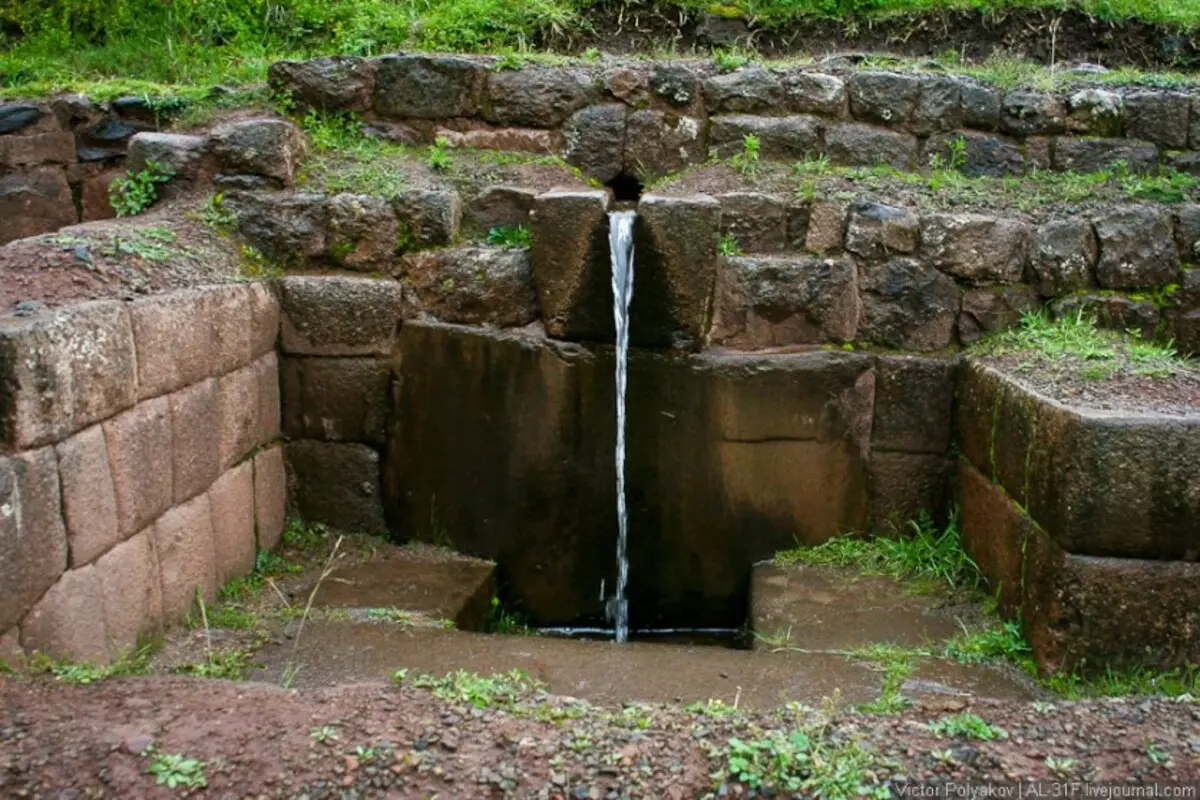 Rêwîtiyê bi riya Valley Urubamba 11659_15