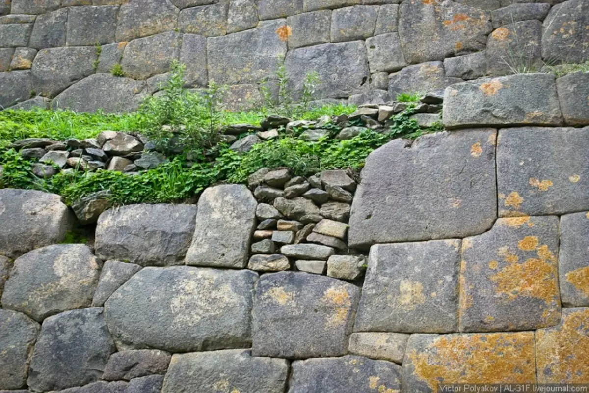 Rêwîtiyê bi riya Valley Urubamba 11659_25