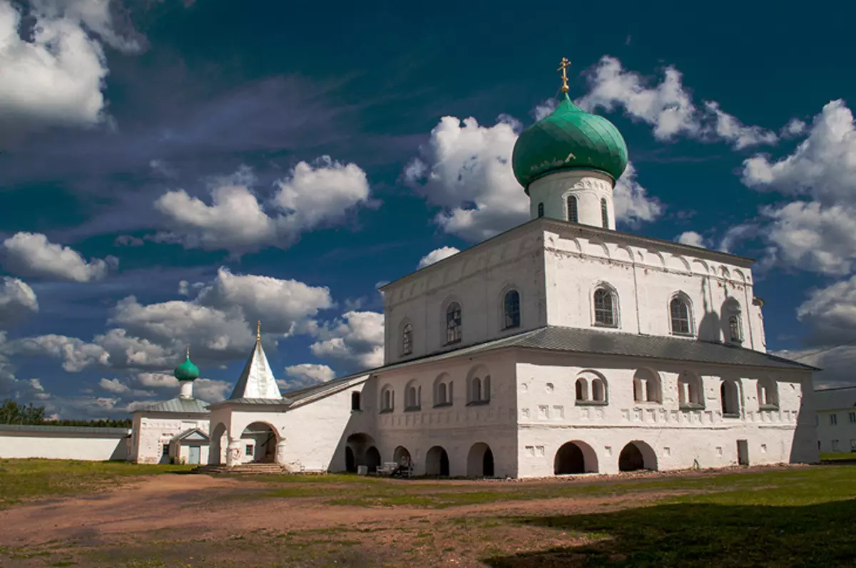 Utazás a Lodeyno szent helyeken 11681_39