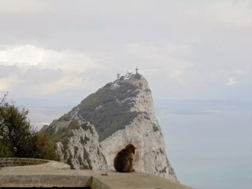 Gibraltar - Strait ak peyi nan yon sèl jou a 11980_17