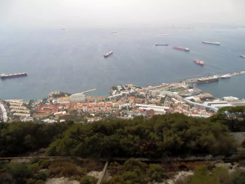 Gibraltar - Strait ak peyi nan yon sèl jou a 11980_30