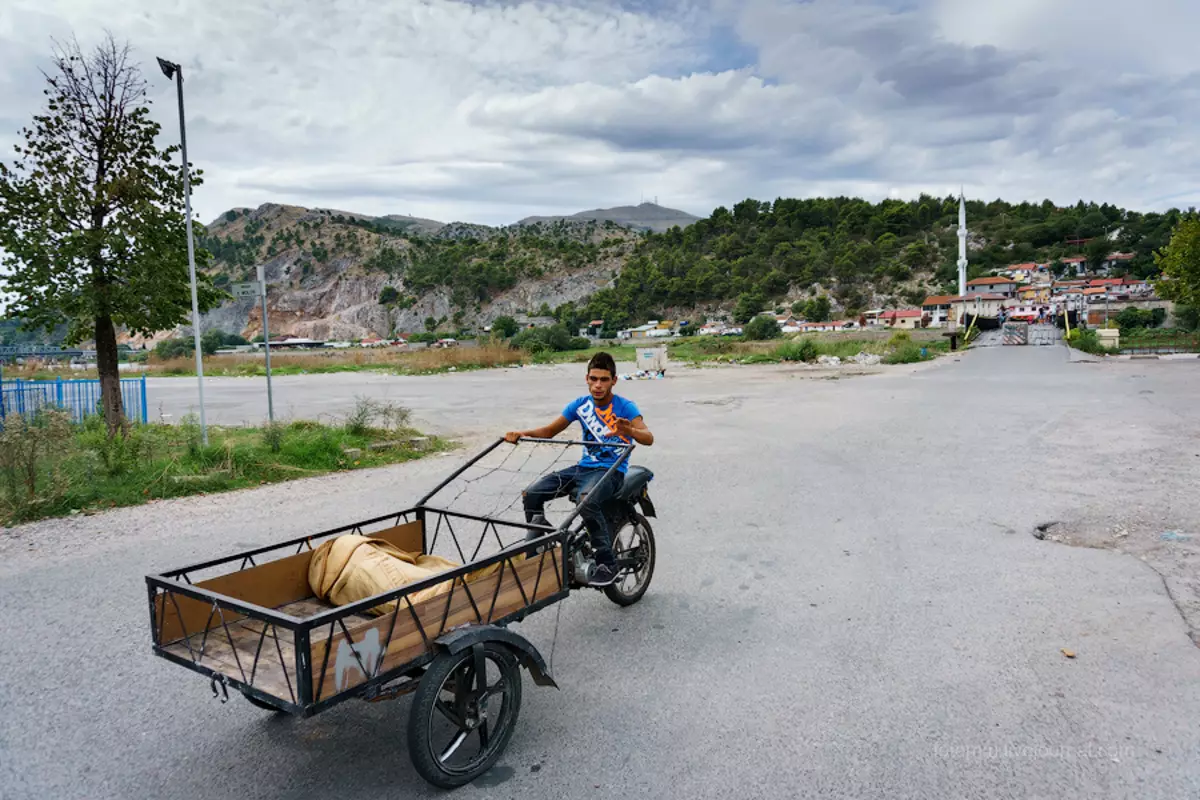 Hitchuhiker a Albania 12360_7