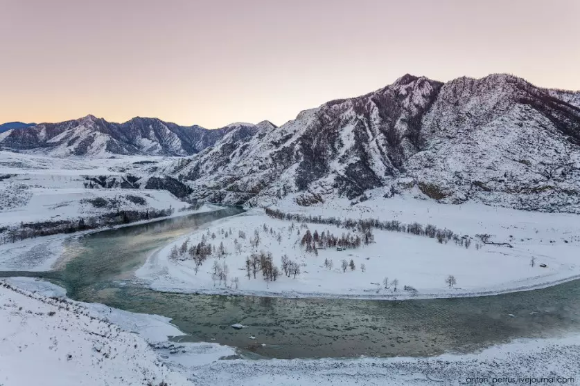 Visitar os contos de inverno de Altai 12361_12