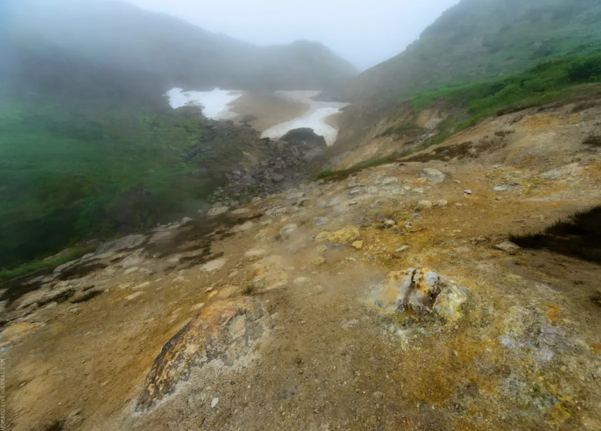 Kaki gunung berbatu