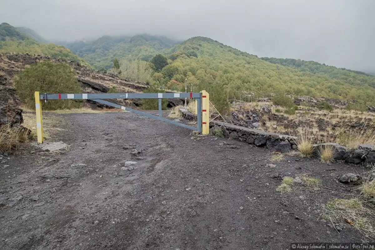 Laporan tentang perjalanan ke Volcano etna 12688_12