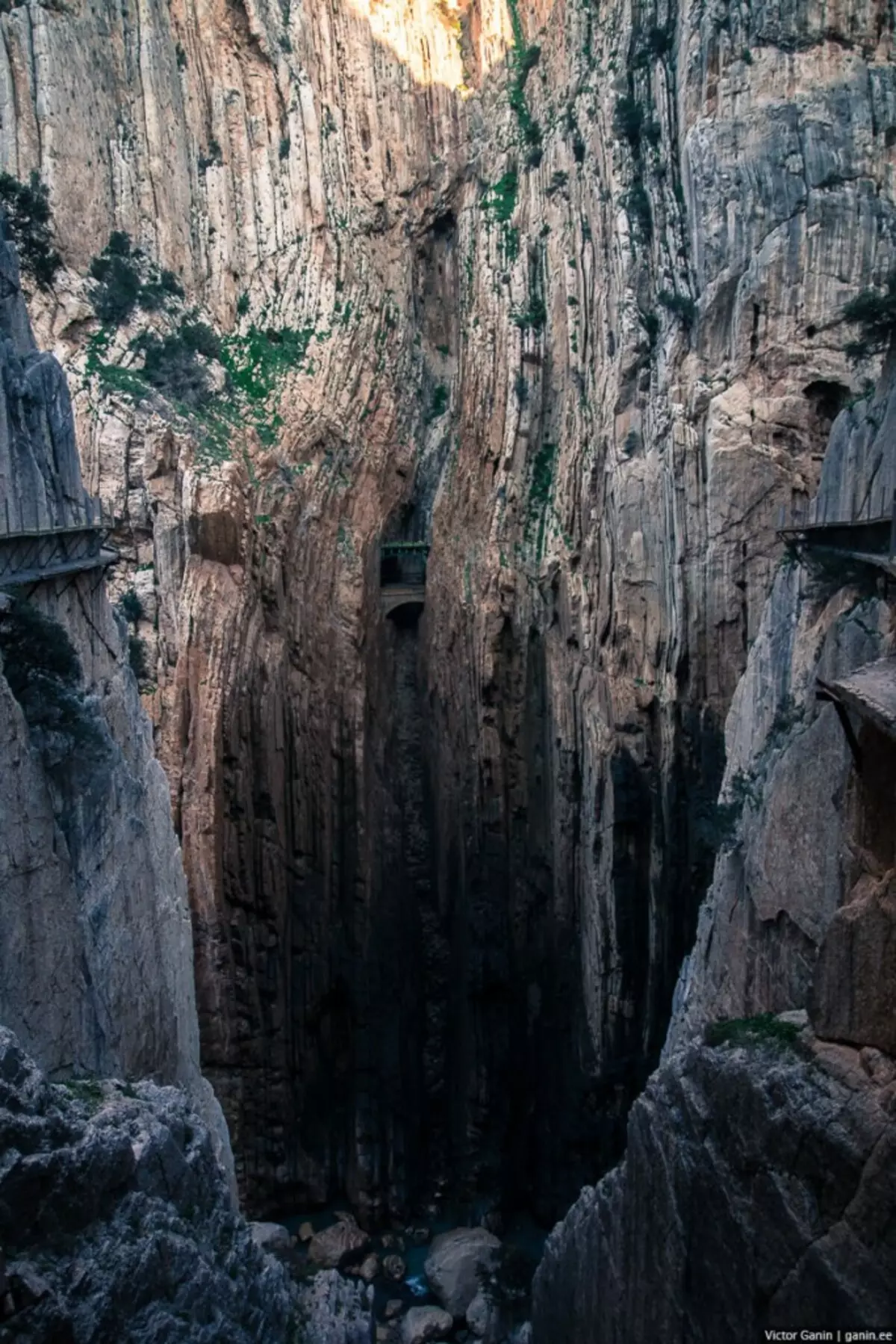 Voulez-vous chasser vos nerfs? Caminito del Rey 12712_12