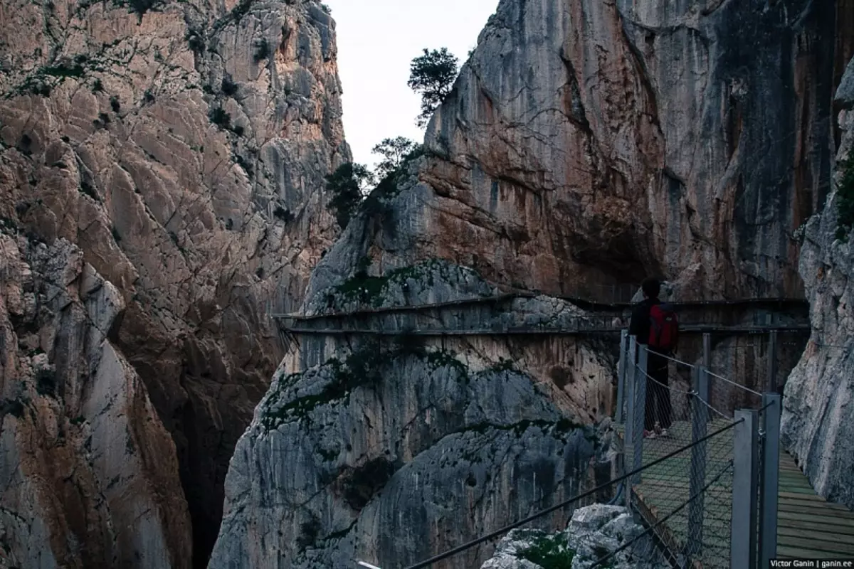 Xav kom caum koj lub qab haus huv? Caminito del Rey 12712_17