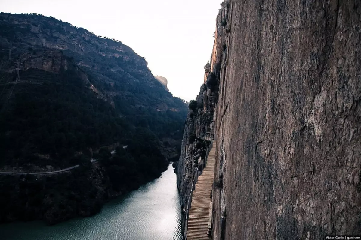 Ufuna ukujaha izinzwa zakho? Caminito del rey 12712_3