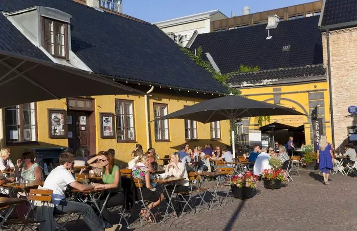 20 ikke-indlysende fejl, der næsten hver turist i udenlandske caféer 172_8