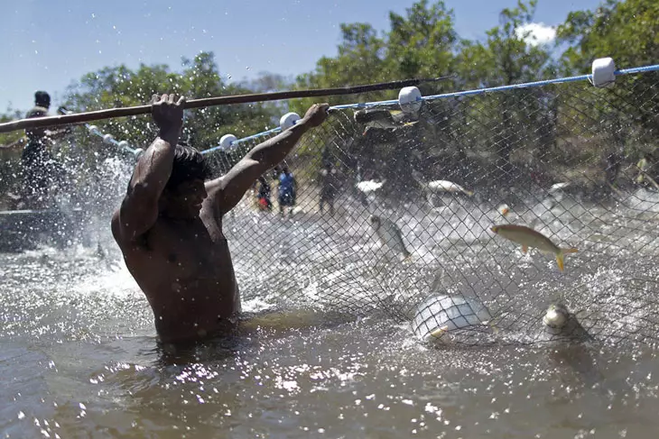 Livet af en stamme i Amazonas River Basin 2012_3