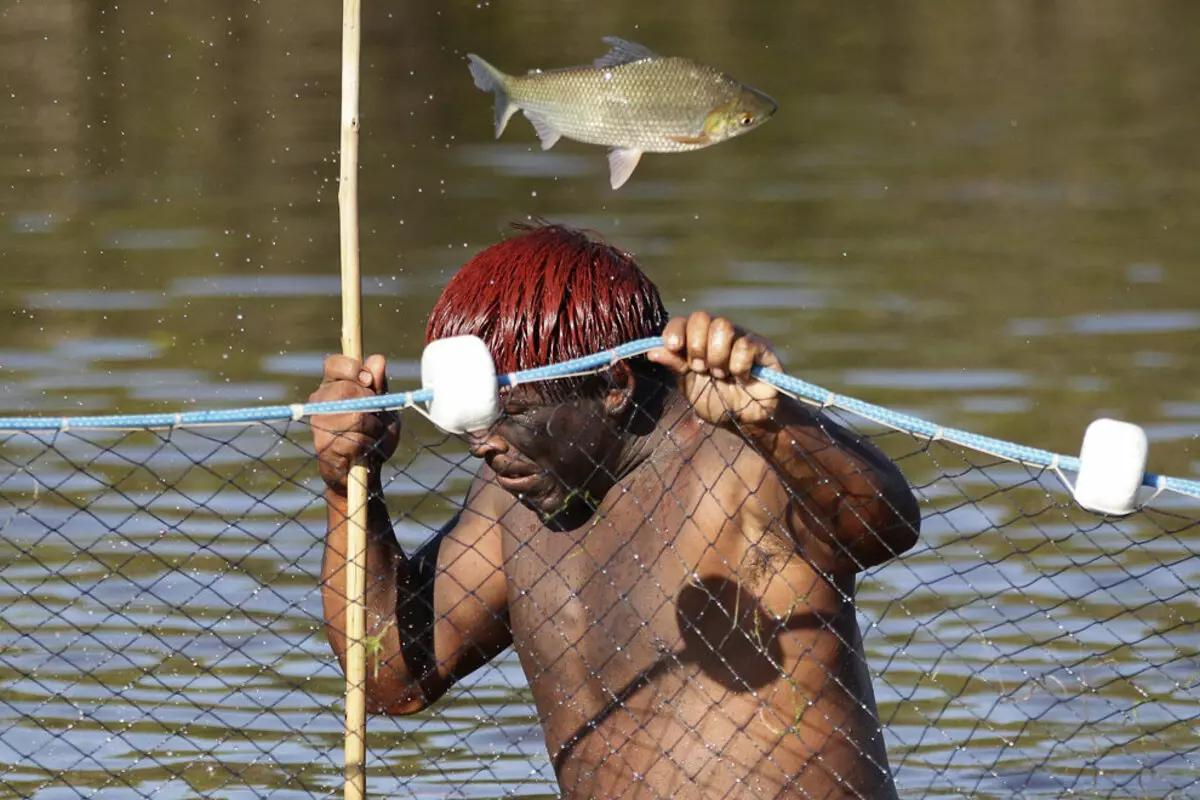 D'Liewen vun engem Stamm am Amazon River Basin 2012_4