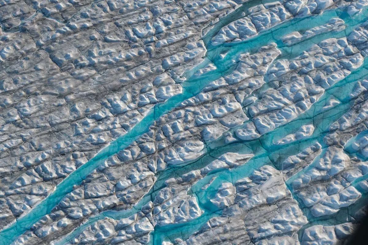 Ahoana ny fomba hanalefahana ny glacier Greenland 2045_14