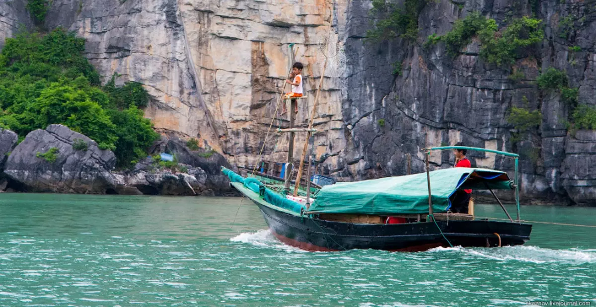 Halong Bucht a Vietnam