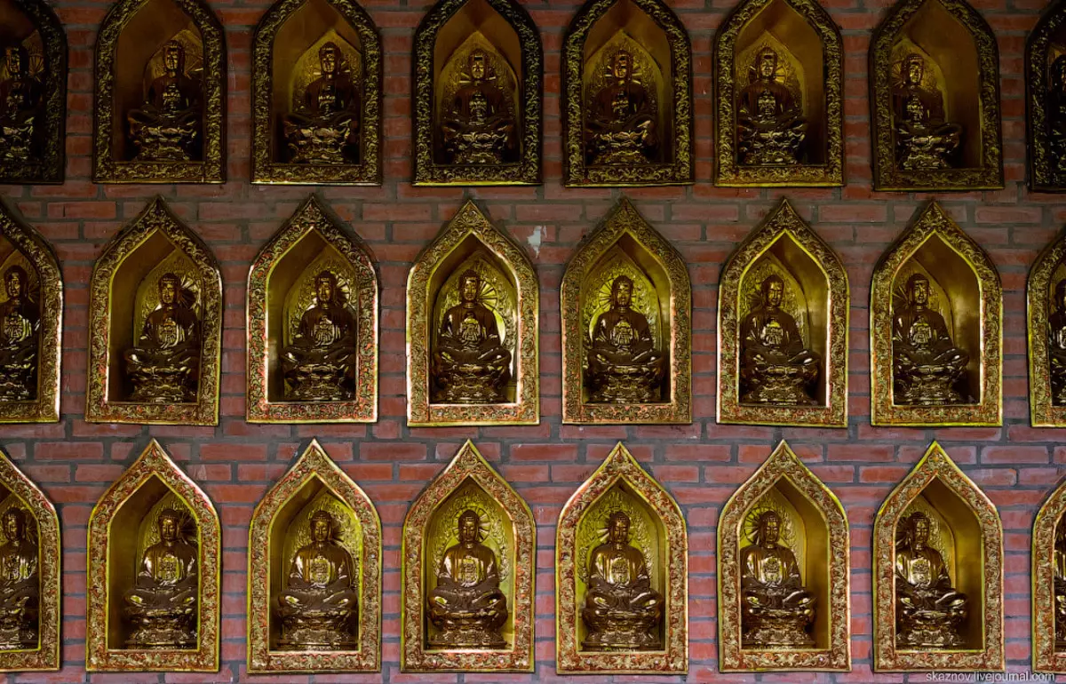 De gréissten Buddhist Komplex am Vietnam Bai Dinh 2208_8